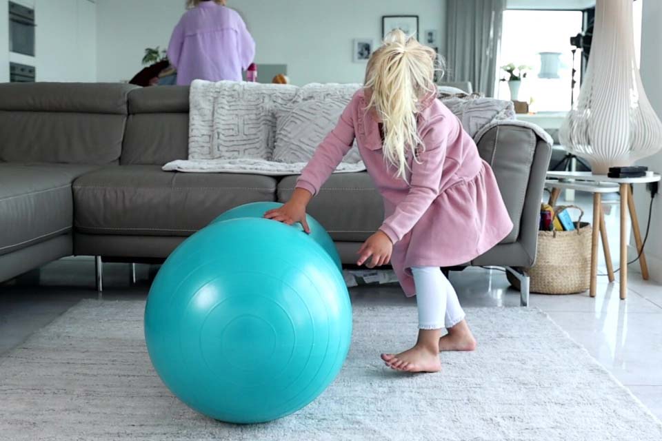 Peanut Ball Kids | Therapy Sensory Autism Exercise - BABYGO®